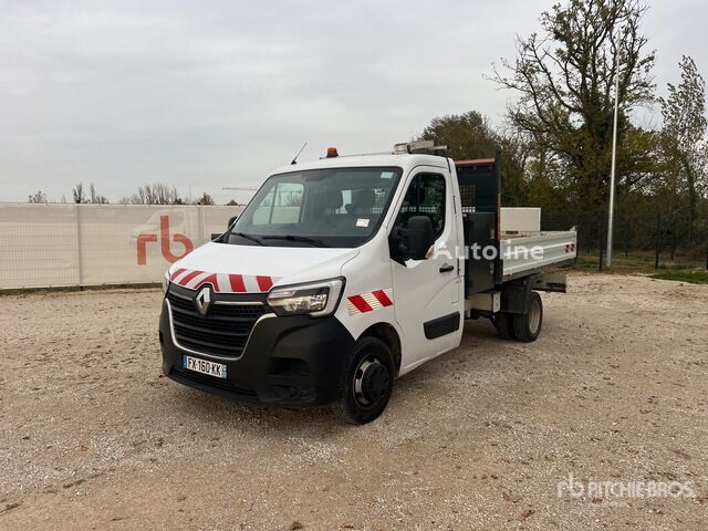 Prodaje se Renault Master kamion s ravnom platformom < 3.5t na aukciji