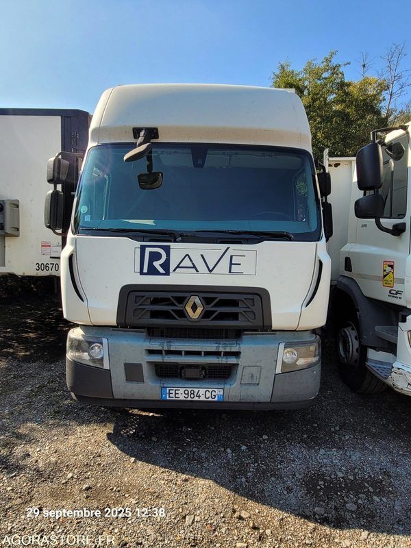 Prodaje se Renault D WIDE 320 kamion s ceradom na aukciji