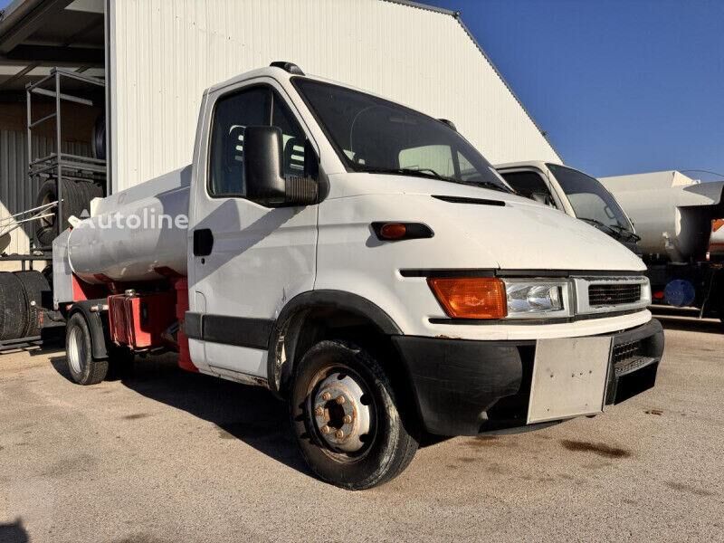 IVECO 35C11 autocisterna za gorivo
