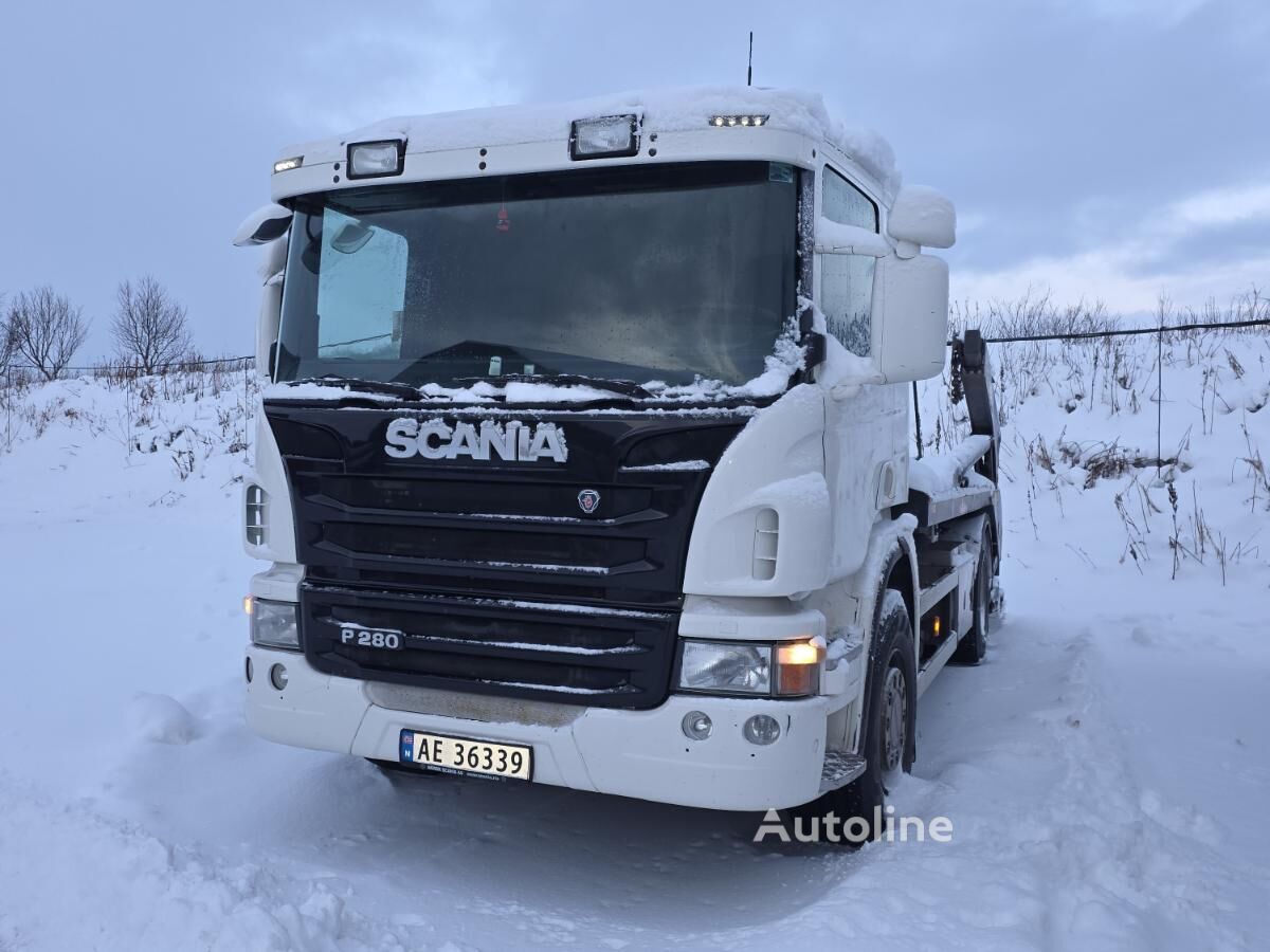 Prodaje se Scania P-serie podizač kontejnera na aukciji
