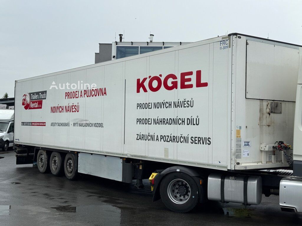 Schmitz Cargobull SKO24 furgon poluprikolica