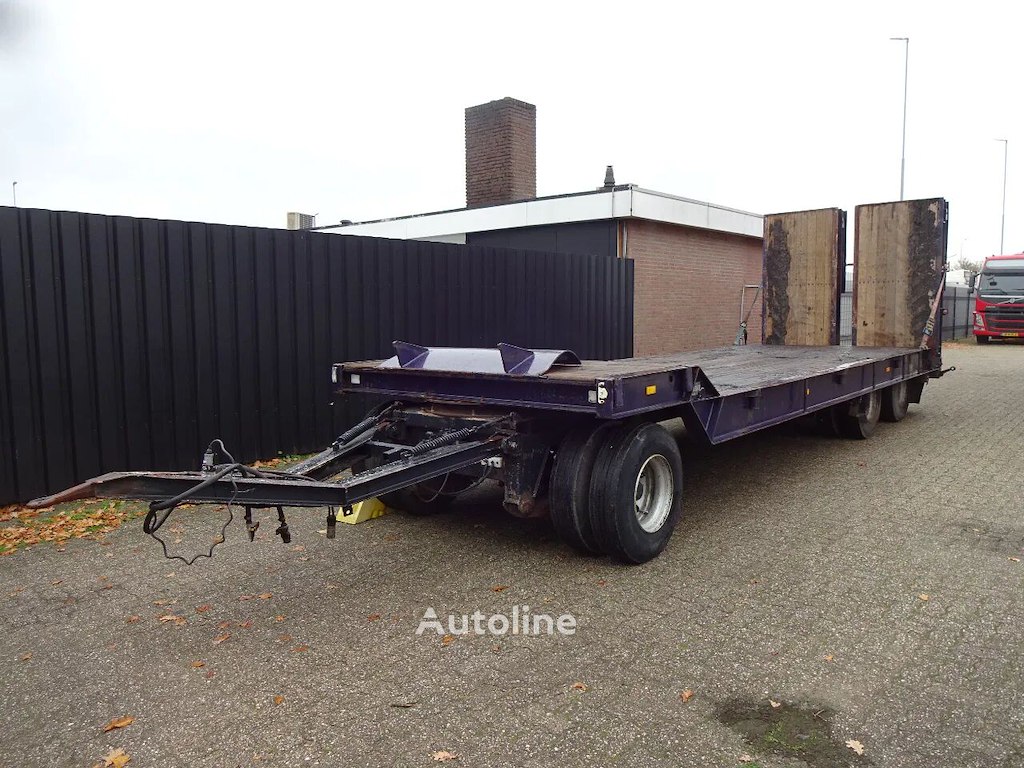 Nooteboom 3-Axle Lowloader / Hydraulic Ramps / Steel Suspension. prikolica sa niskom platformom