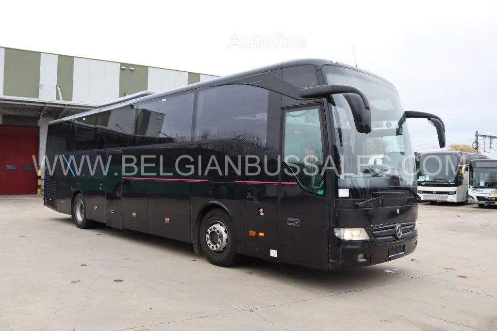 Mercedes-Benz Tourismo 15RHD / Full options / Small body damage turistički autobus