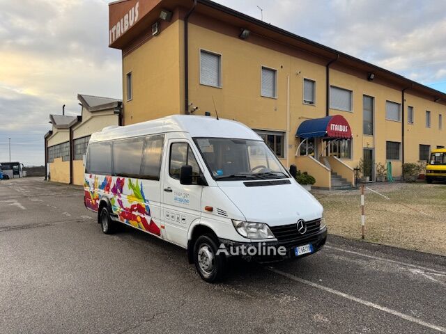 Mercedes-Benz 416 CDI putnički minibus