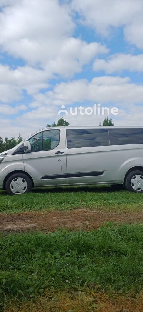 Ford Transit Custom putnički minibus