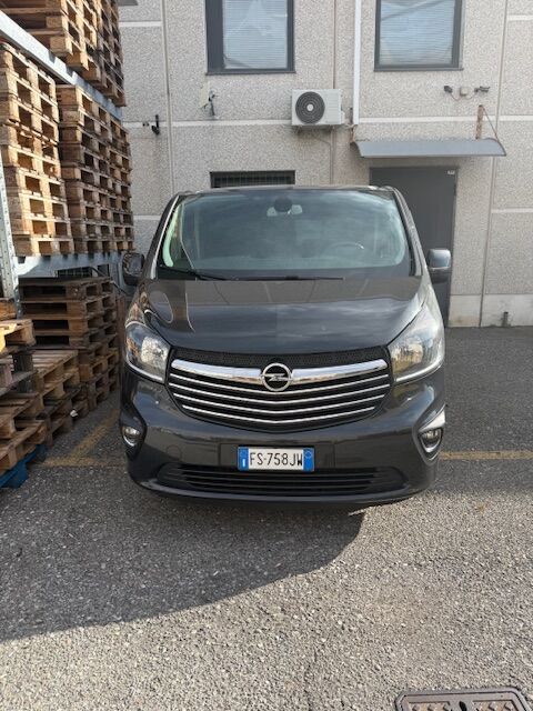 Opel Vivaro 1.6 putnički minibus