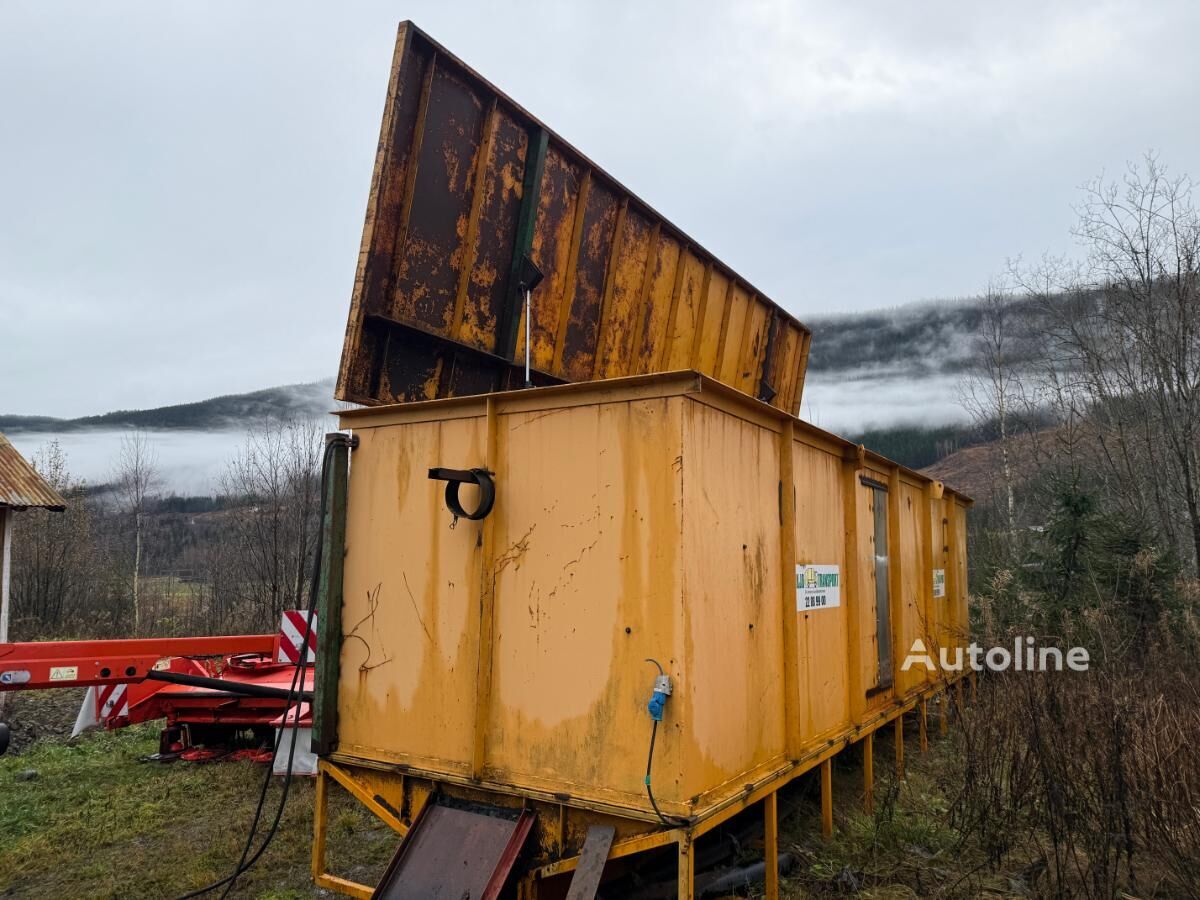 Prodaje se Fliscontainer m/stangmater poseban kontejner na aukciji