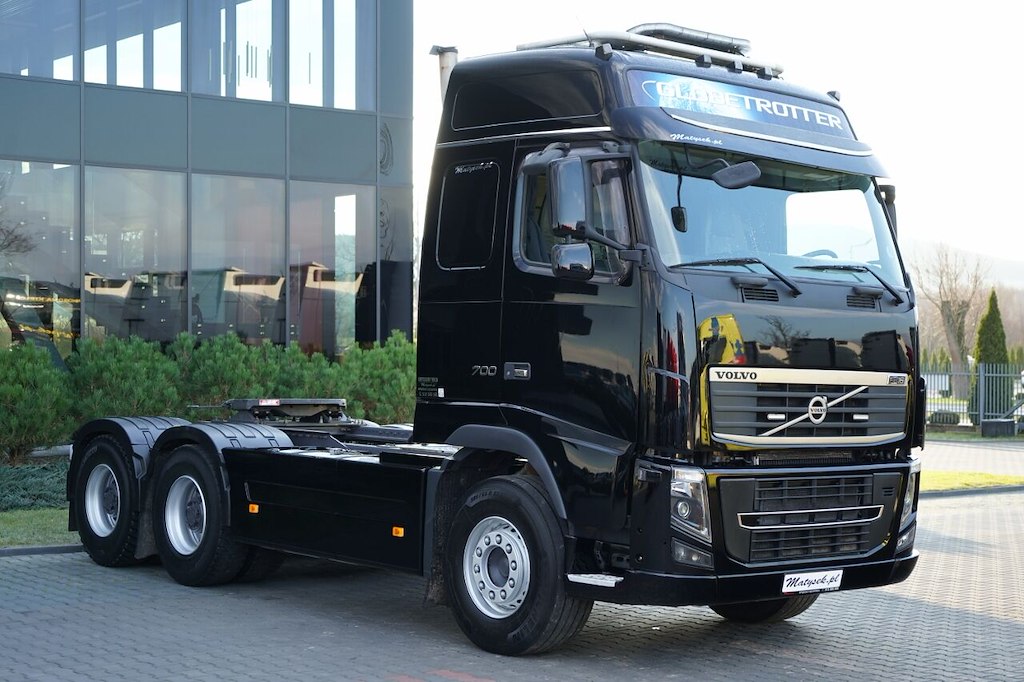 Volvo FH16 / 700 / 6x4 / HYDRAULIKA / RETARDER / 3 OSIOWY CIĄGNIK SIOD tegljač