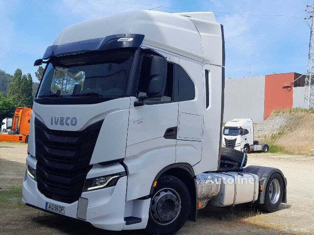 IVECO AS440S53T/P tegljač