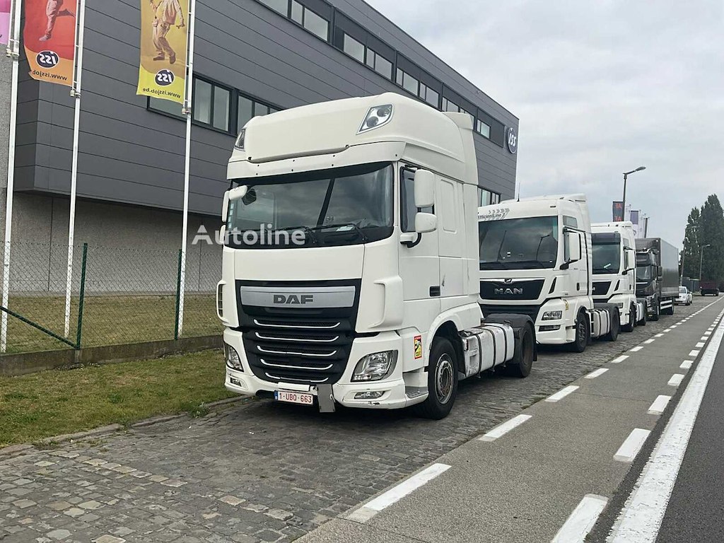 Prodaje se DAF XF 460 FT tegljač na aukciji