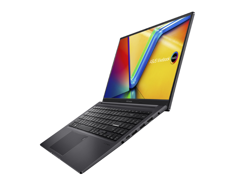 ASUS VivoBook 15 OLED M1505YA-MA427 (15.6 inča 2.8K OLED, Ryzen 7 7730U, 16GB, SSD 1TB) laptop