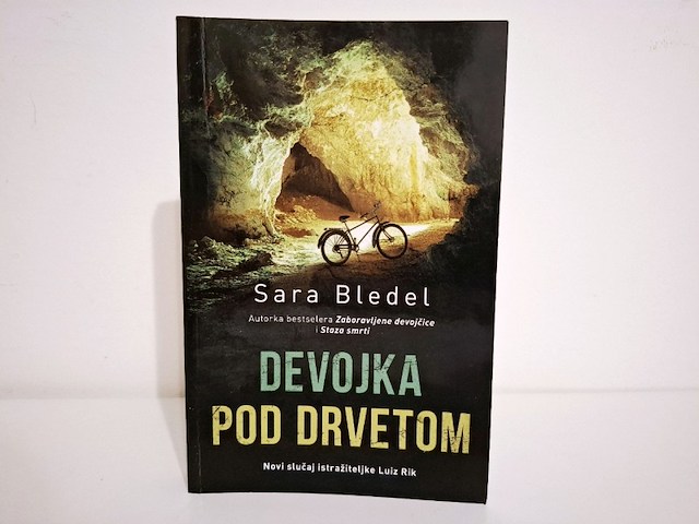 Devojka pod drvetom - Sara Bledel NOVO