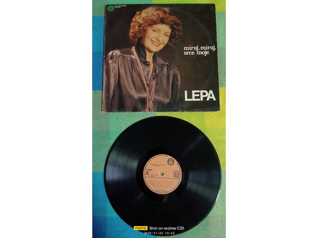 LEPA LUKIC 1979 - MIRUJ MIRUJ SRCE MOJE