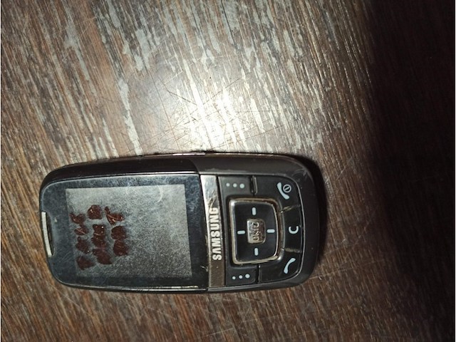 samsung sgh d600e kao kolekcionarski primerak sa slika