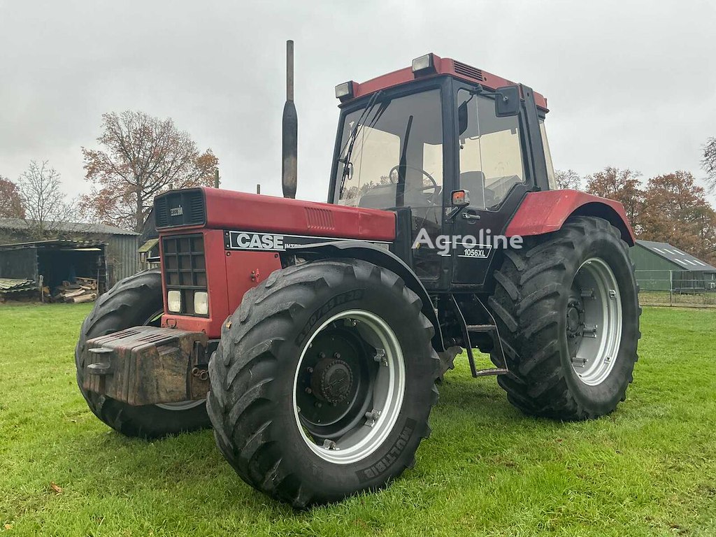 Prodaje se International Case 1056XL traktor točkaš na aukciji