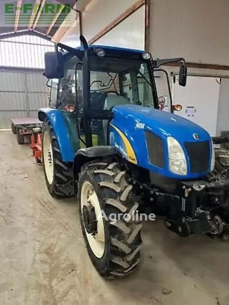 New Holland t5040 traktor točkaš