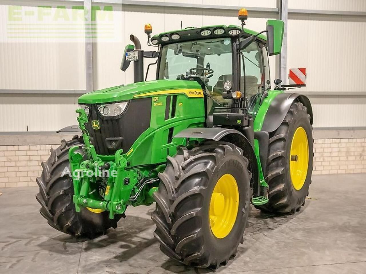 John Deere 6r215 traktor točkaš