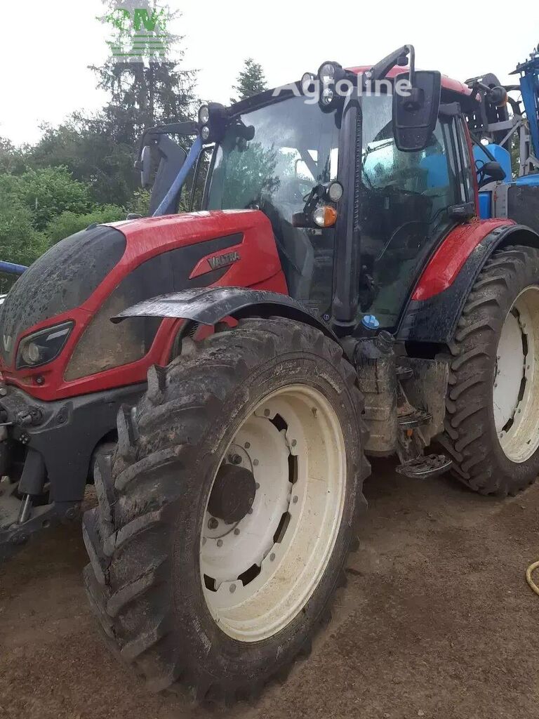 Valtra n 134 versu Versu traktor točkaš