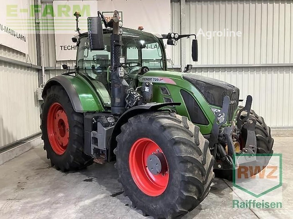 Fendt 700 vario s4 traktor točkaš