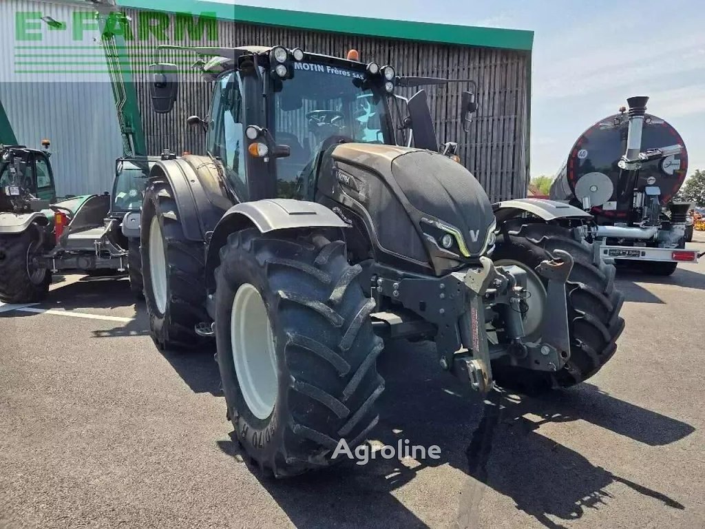 Valtra n135 traktor točkaš