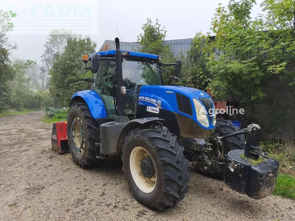 New Holland t7.200 ac traktor točkaš