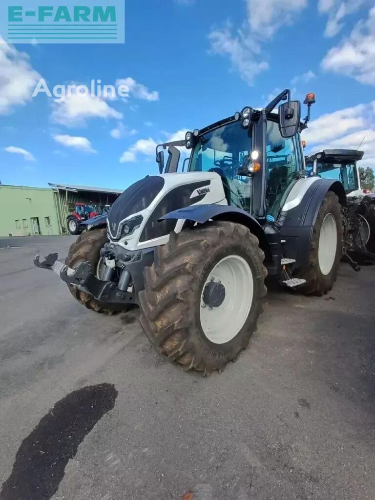 Valtra n135 active Active traktor točkaš
