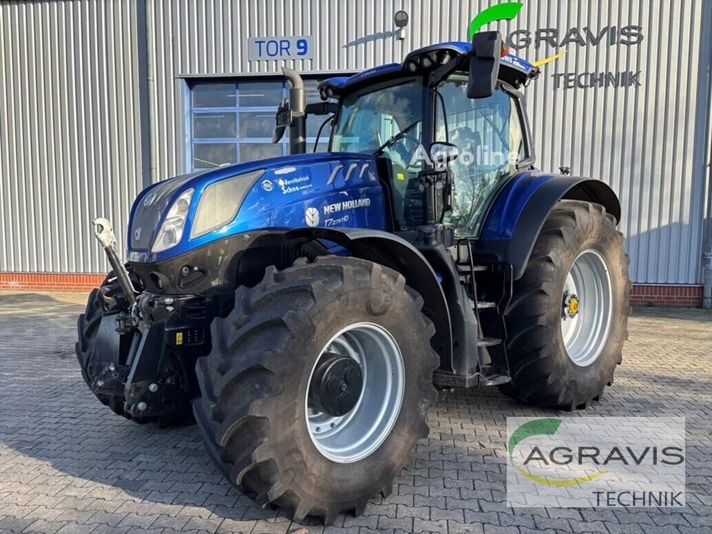 New Holland T 7.275 traktor točkaš