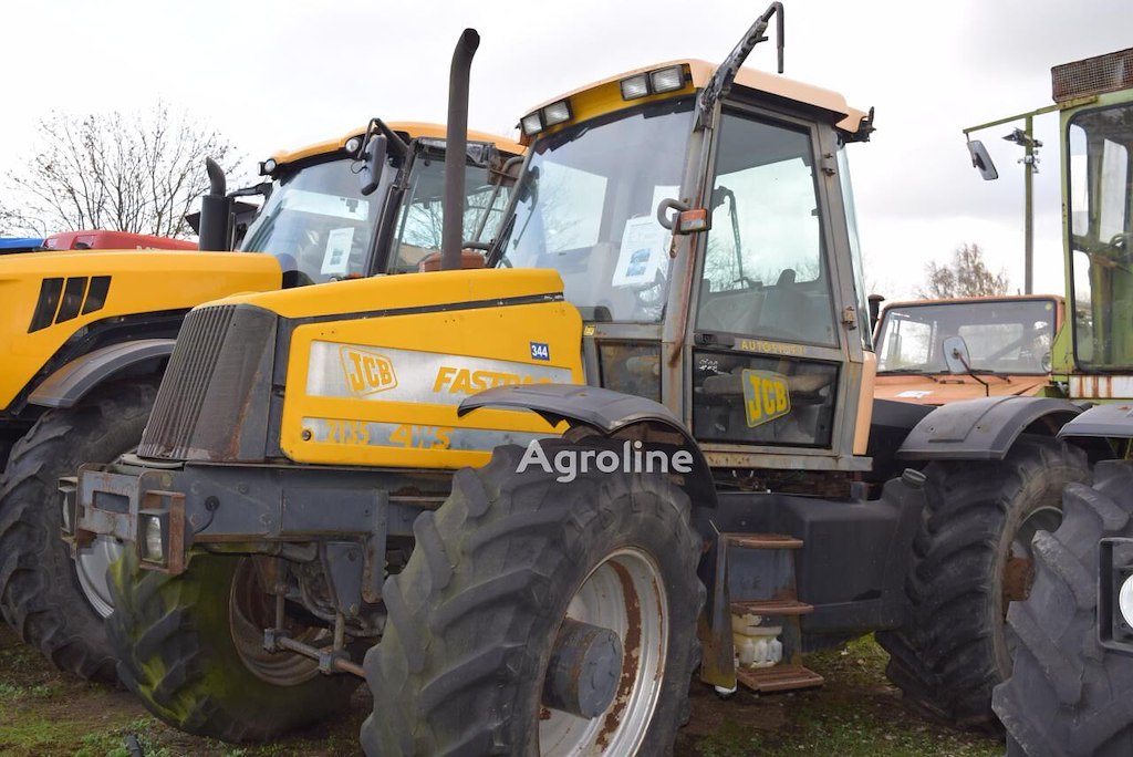JCB Fastrac 2135 - 4WS traktor točkaš