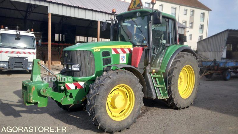 Prodaje se John Deere 6630 traktor točkaš na aukciji