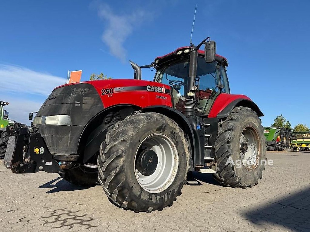 Case IH IH CVX 310 traktor točkaš