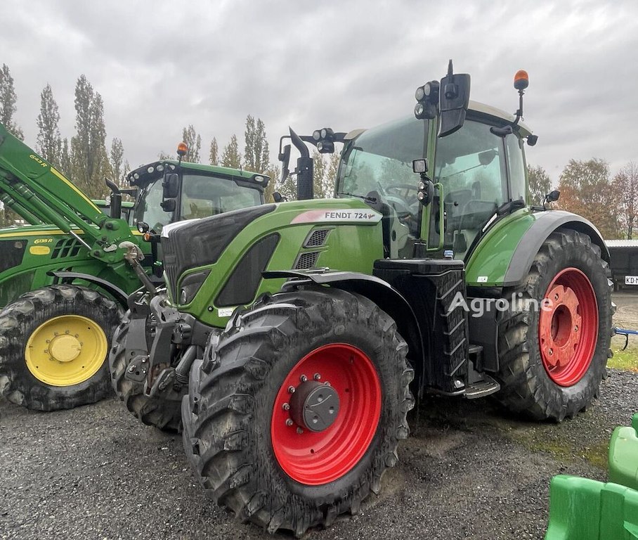 Fendt 824 Power Plus traktor točkaš