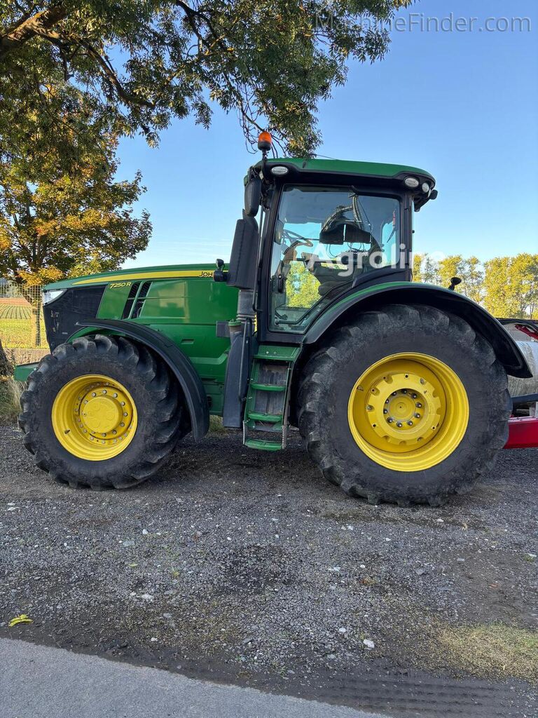 John Deere 7250R traktor točkaš