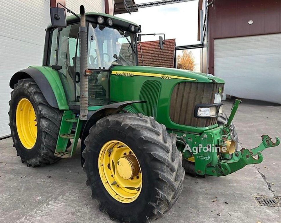 John Deere 6920 traktor točkaš