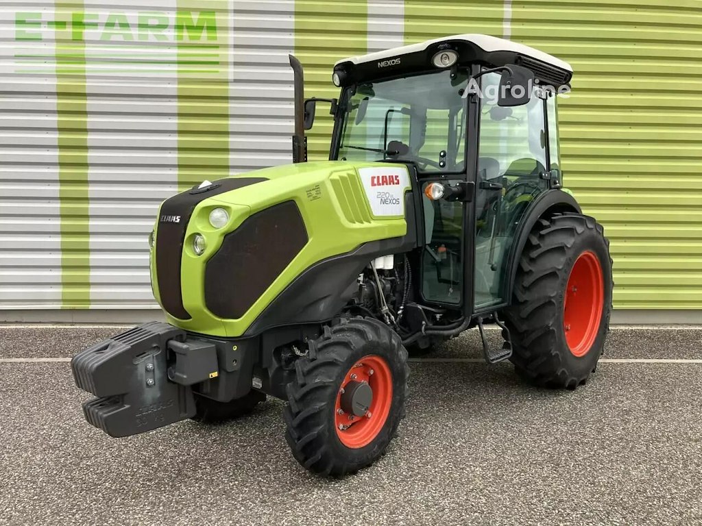 Claas nexos 220 vl VL traktor točkaš
