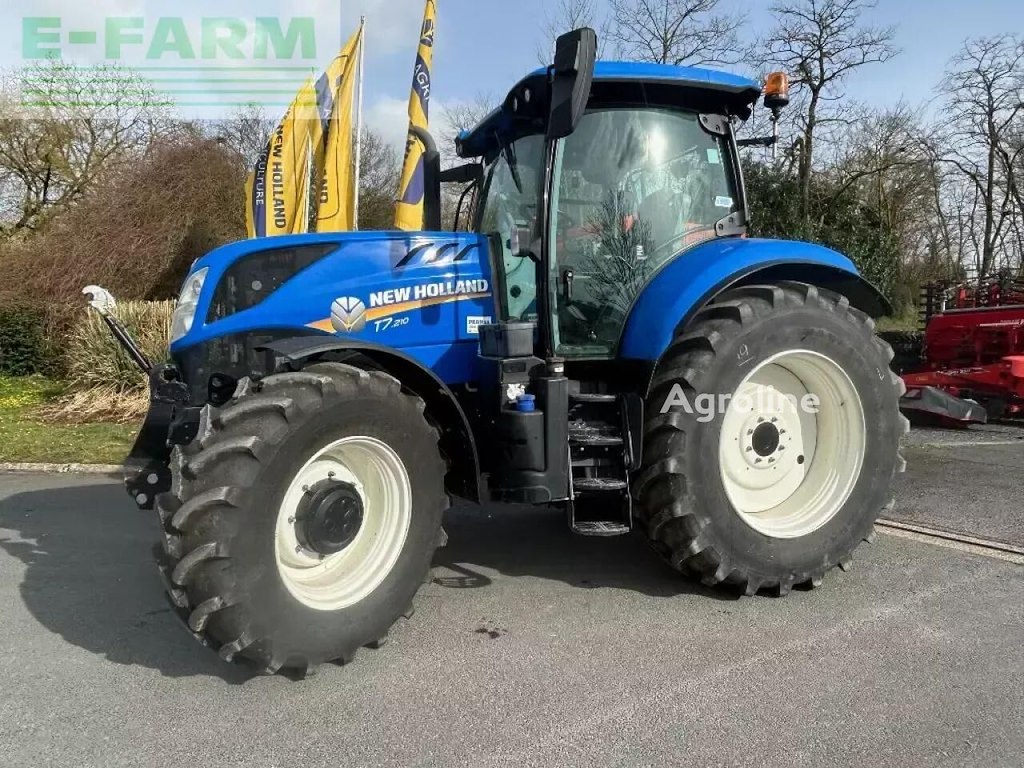 New Holland t7.210 classic traktor točkaš