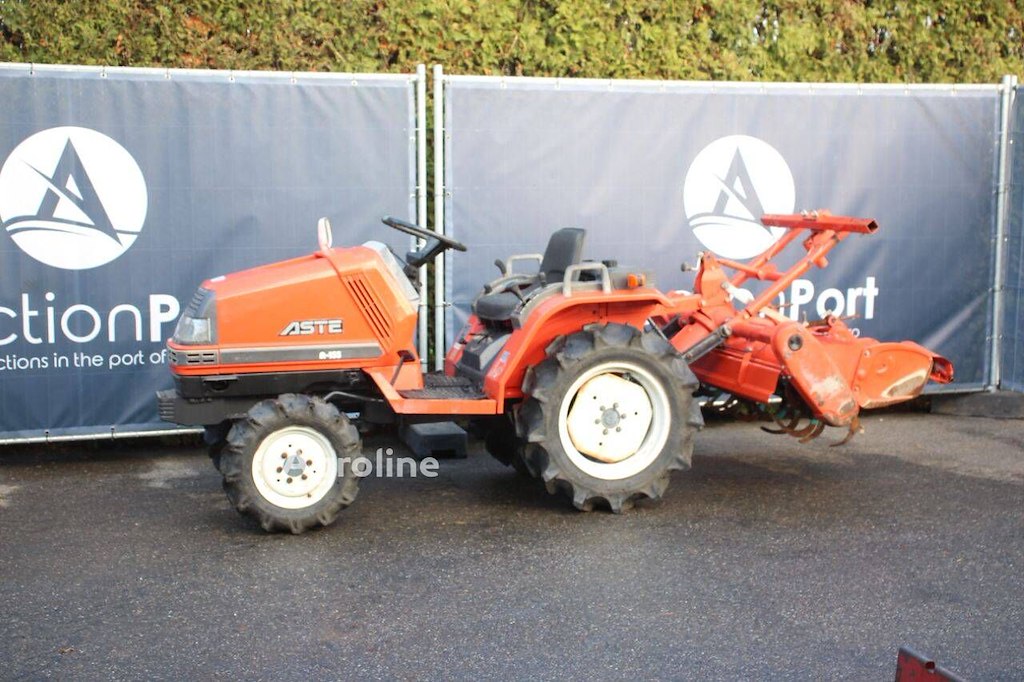 Prodaje se Kubota Aste A-155 traktor točkaš na aukciji