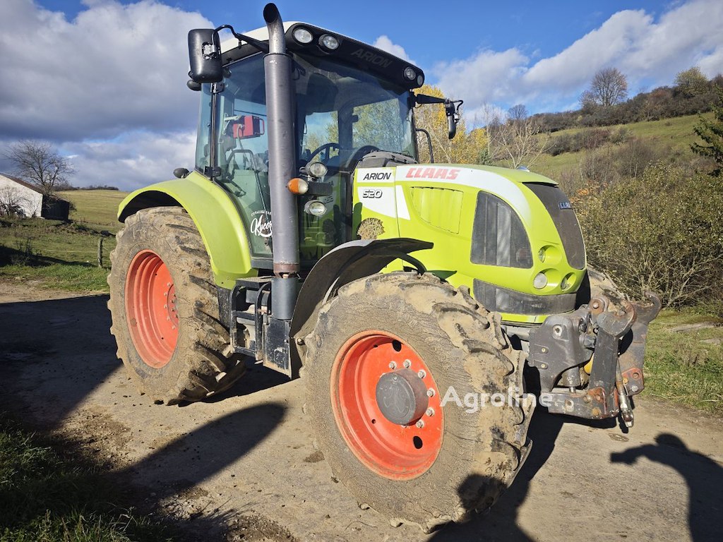 Claas traktor točkaš