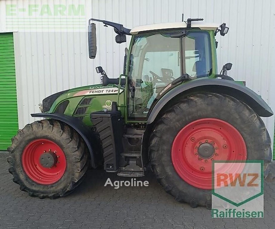Fendt 724 vario traktor točkaš