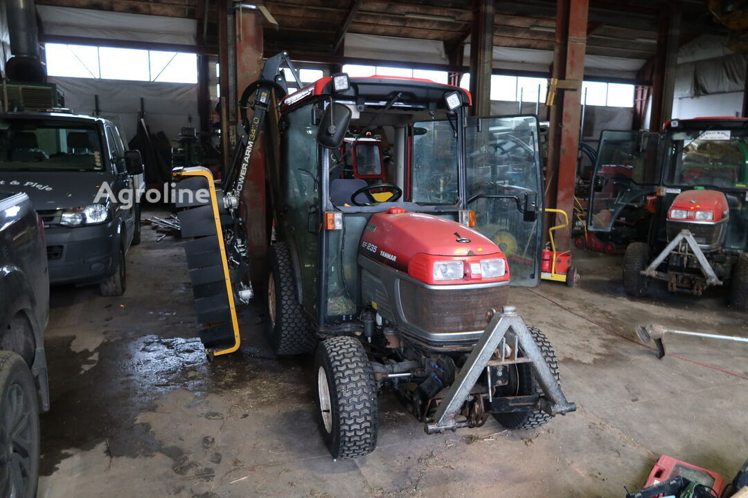 Prodaje se Yanmar EF 235 H mini traktor na aukciji