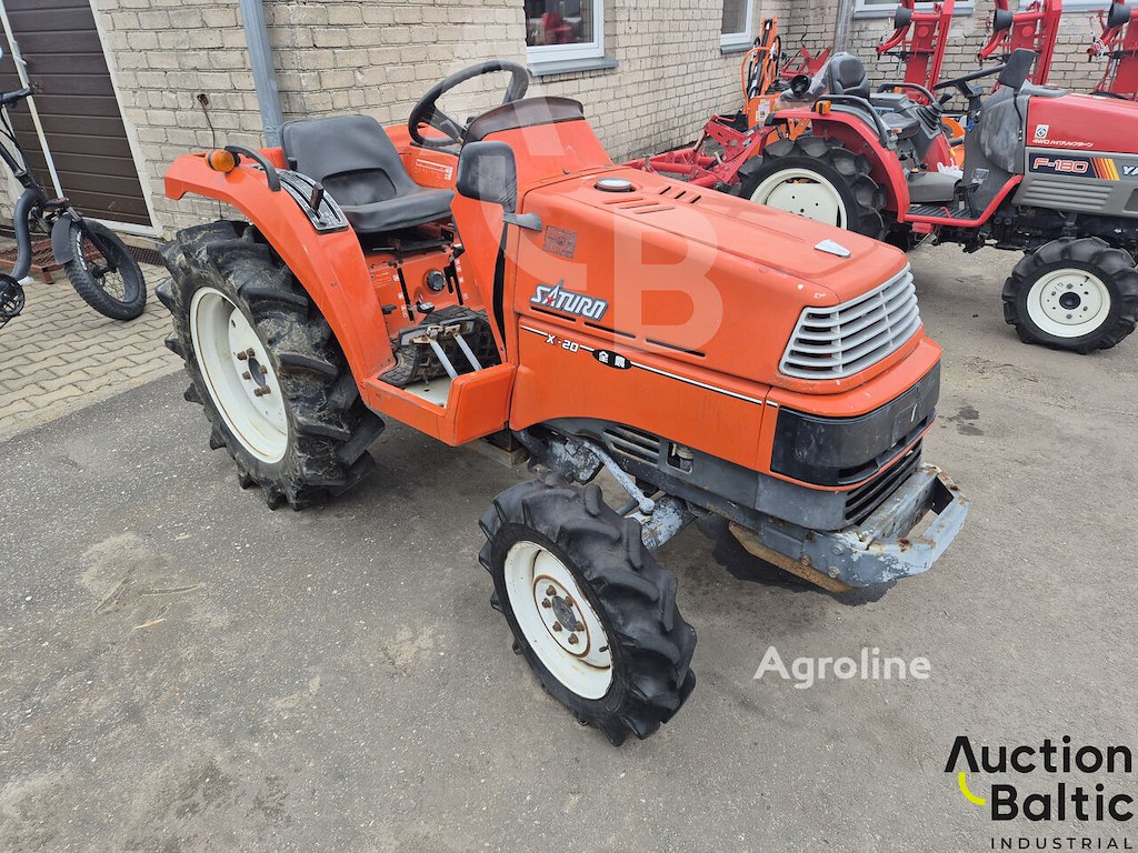 Prodaje se Kubota X 20 DT mototraktor na aukciji