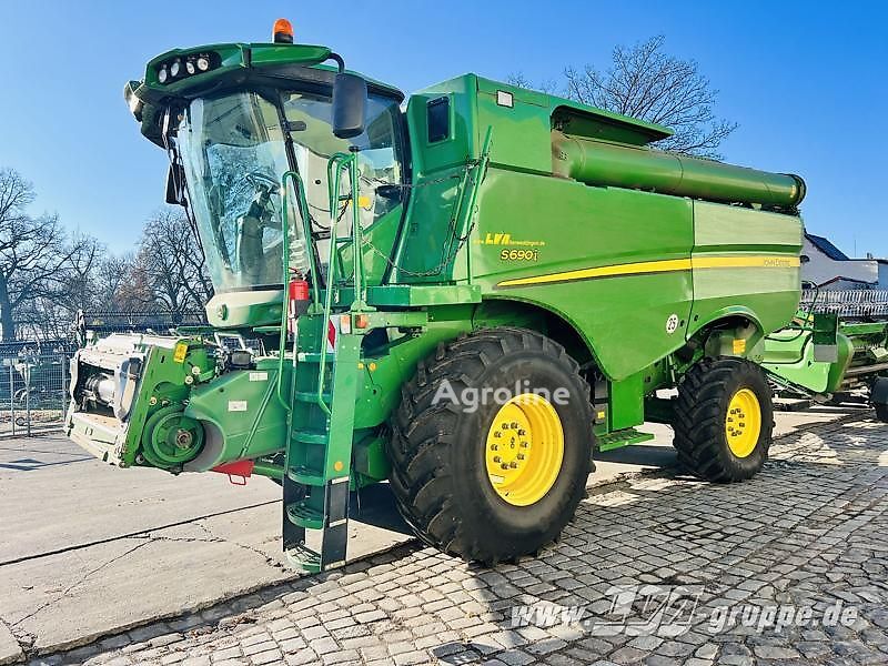 John Deere S690 kombajn za žito