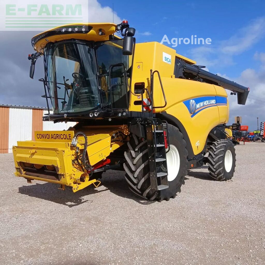 New Holland cx8.70 kombajn za žito