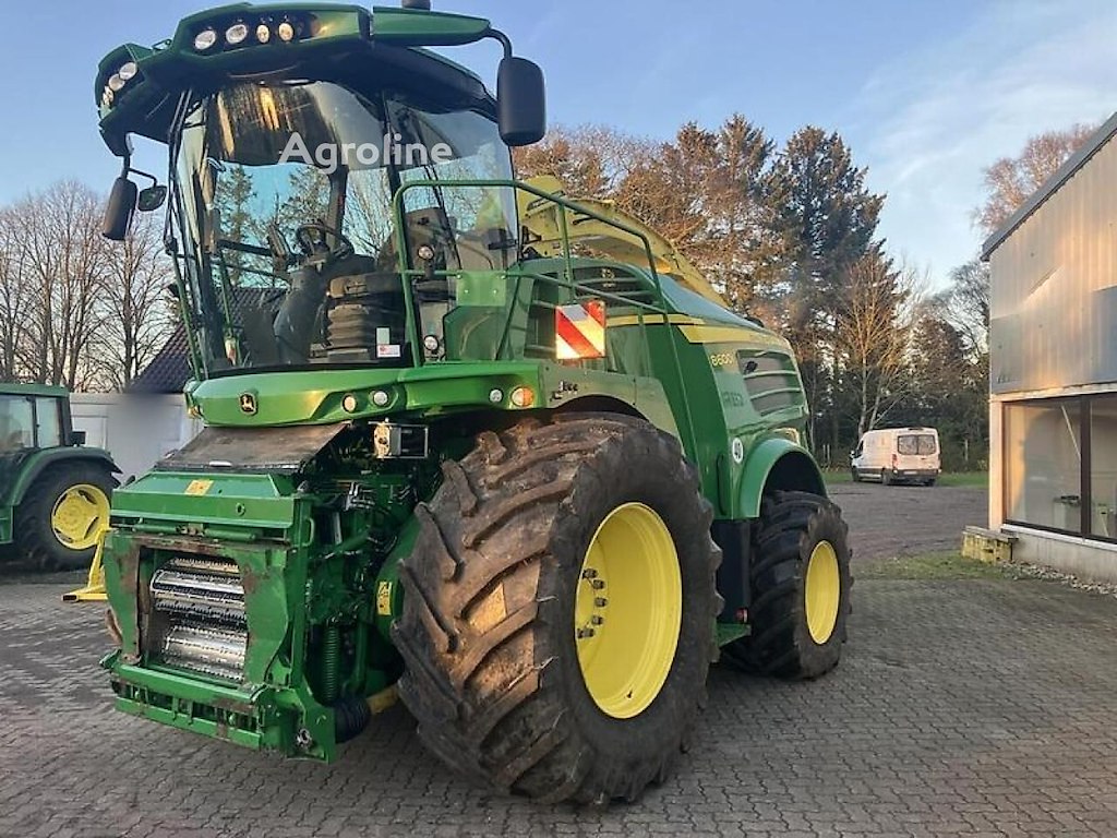 John Deere 8600 krmni kombajn