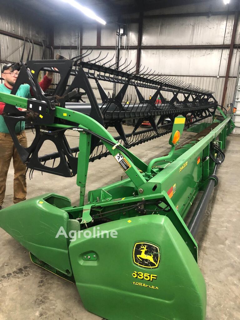 John Deere 635F HydraFlex™ 10.7 m import zi SShA adapter za žito