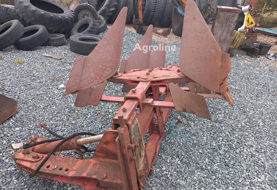 Kuhn Pług 3 skibowy obrotowy trójka trzy kuhn goizin frost nemayer mu reverzibilni plug