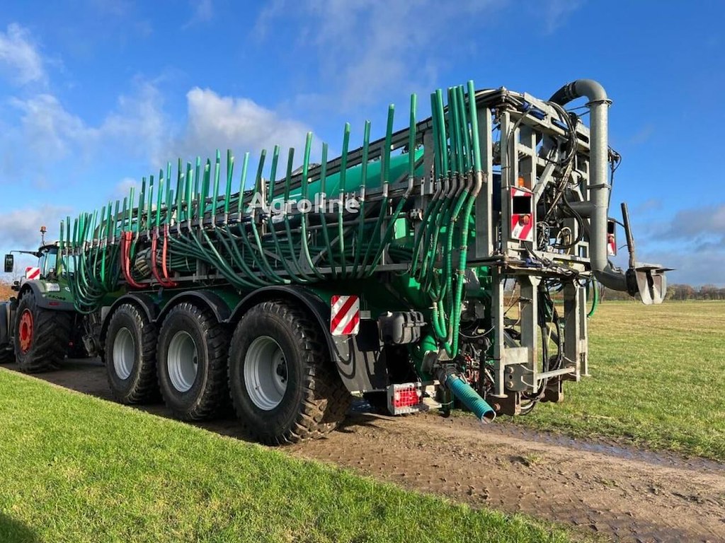 Wienhoff Wienhoff 30m³ Tridem mit 30m Vogelsang Schleppschlauch rasipač stajnjaka