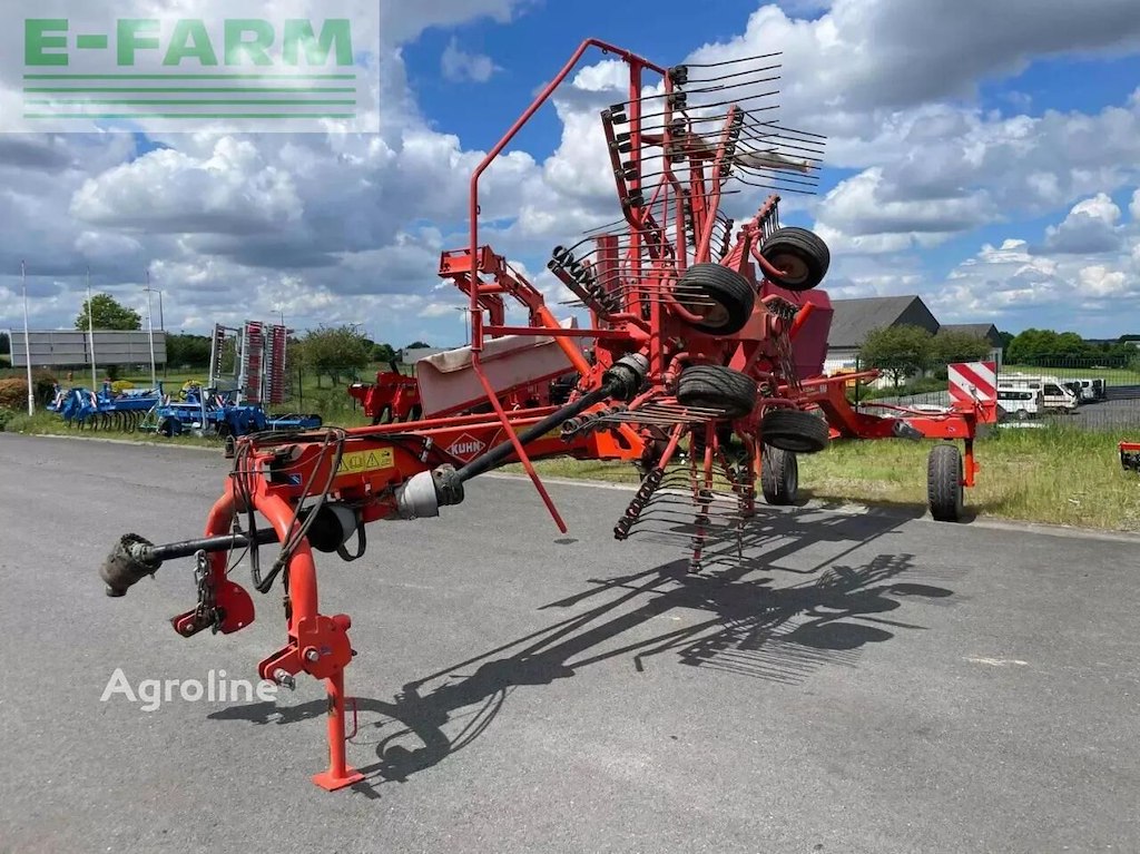 Kuhn ga 6520 trakasti formirač otkosa