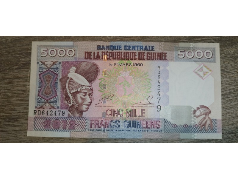 J18 5000 franaka Gvineja 2012 UNC
