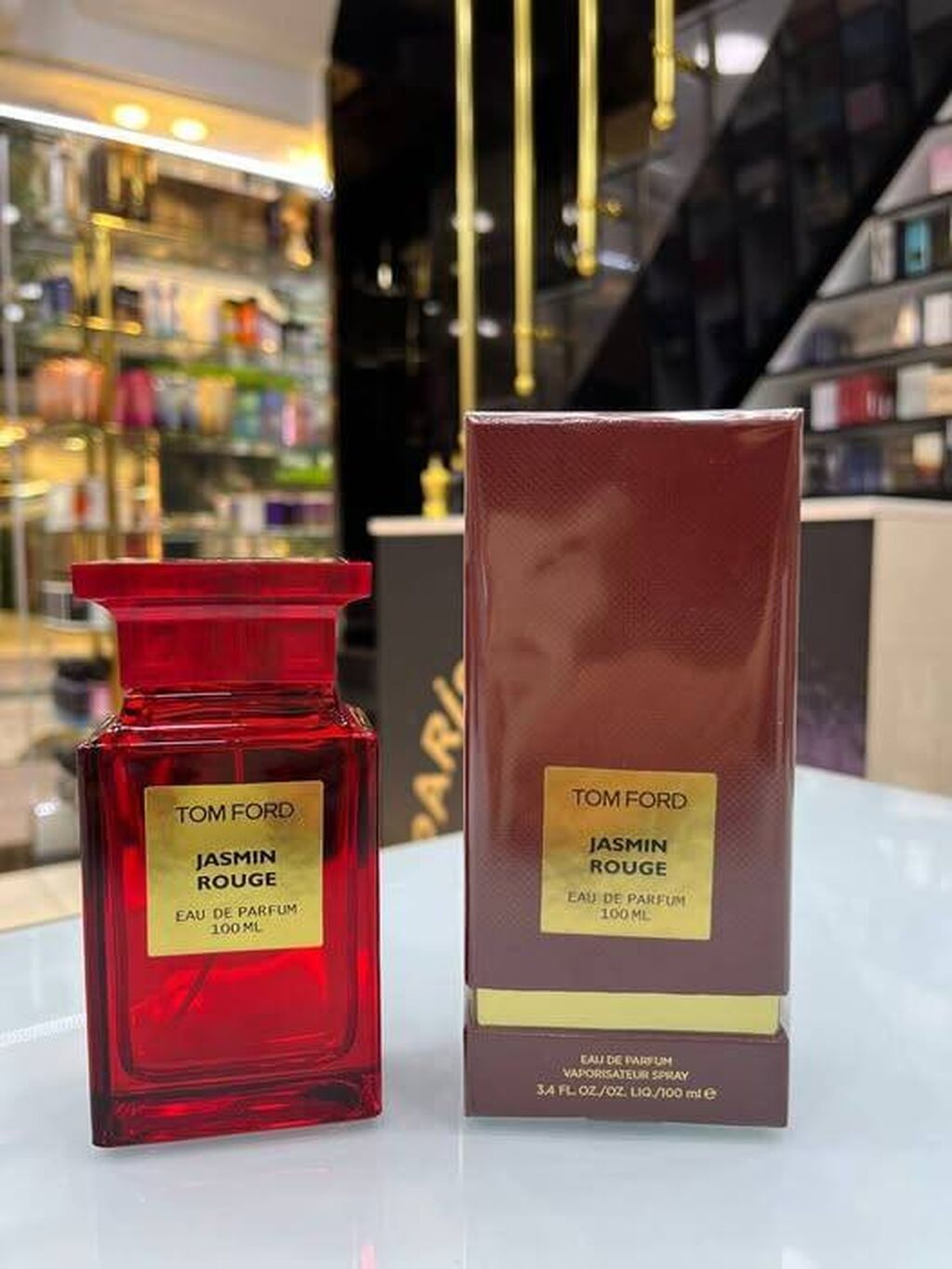 Parfem je deo Tom Ford Private Blend kolekcije. Miris je lansiran