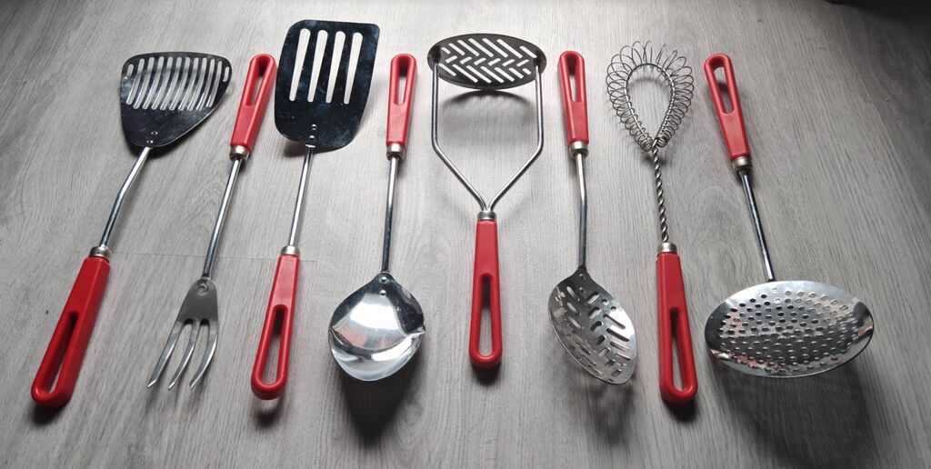 Omega Kitchen tools od nerdjajuceg celika elegantni set kuhinjskih
